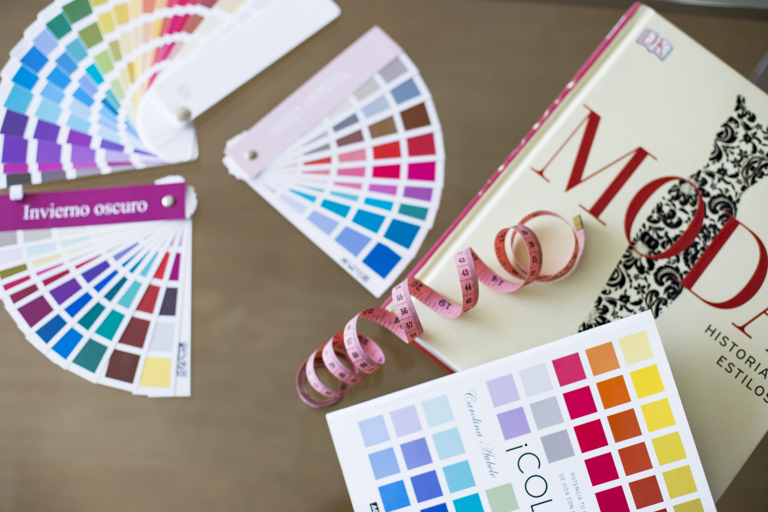 La Importancia del Color en la Imagen Personal - Rosa Amelia